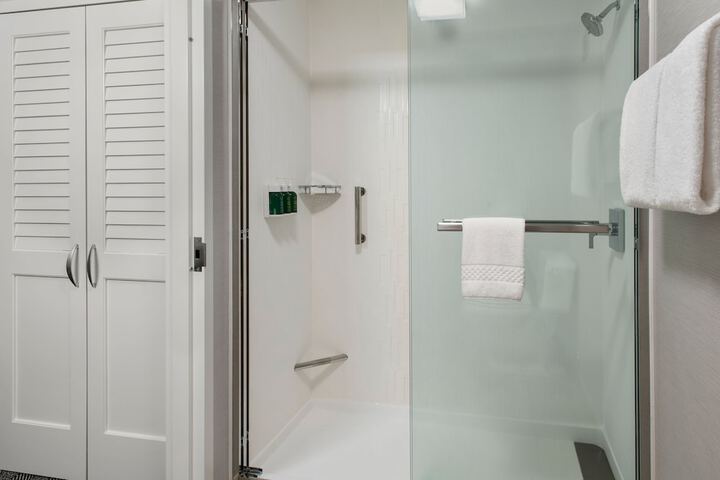 Courtyard by Marriott Silver Spring North/White Oak Silver Spring ...