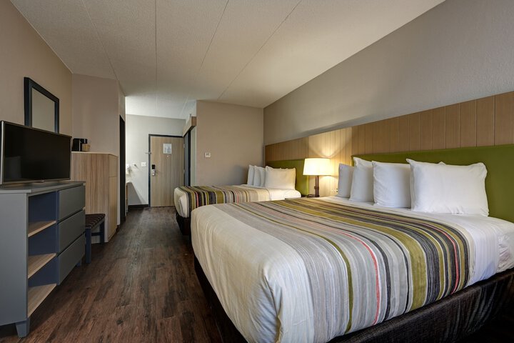 Country Inn & Suites by Radisson Pierre SD Pierre | Bookonline.com