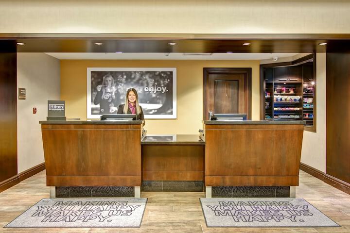 Hampton Inn by Hilton Toronto Airport Corporate Centre Toronto ...