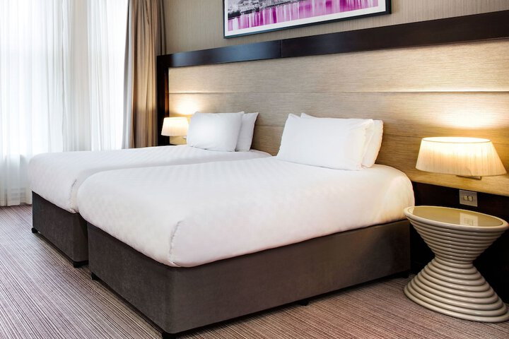 Leonardo Hotel Cardiff Formerly Jurys Inn Cardiff | Bookonline.com