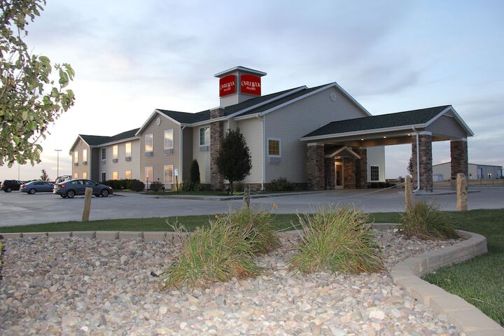 Castle Rock Inn & Suites Quinter | Bookonline.com