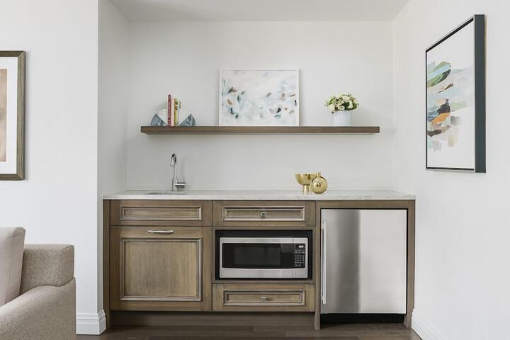 The Wallace New York | Bookonline.com