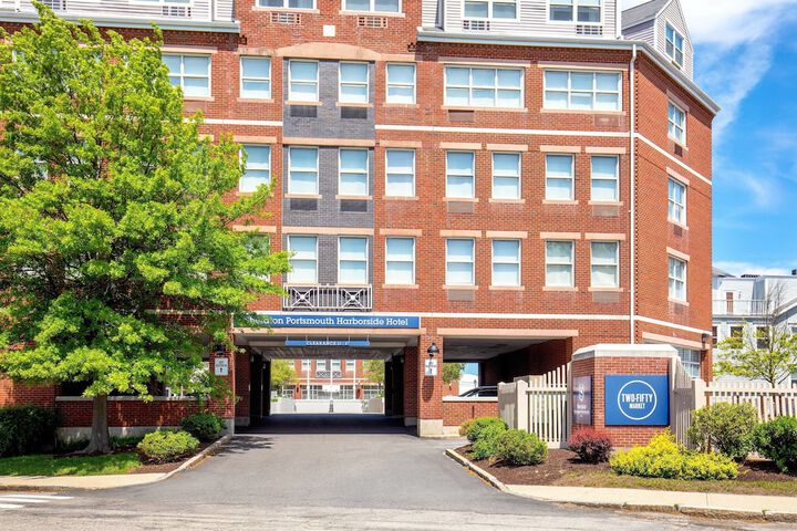 Sheraton Portsmouth Harborside Hotel Portsmouth | Bookonline.com