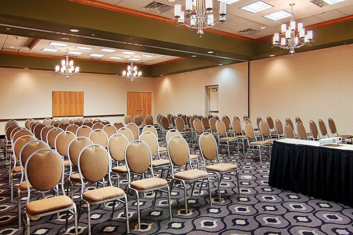 Hampton Inn Salisbury Salisbury | Bookonline.com