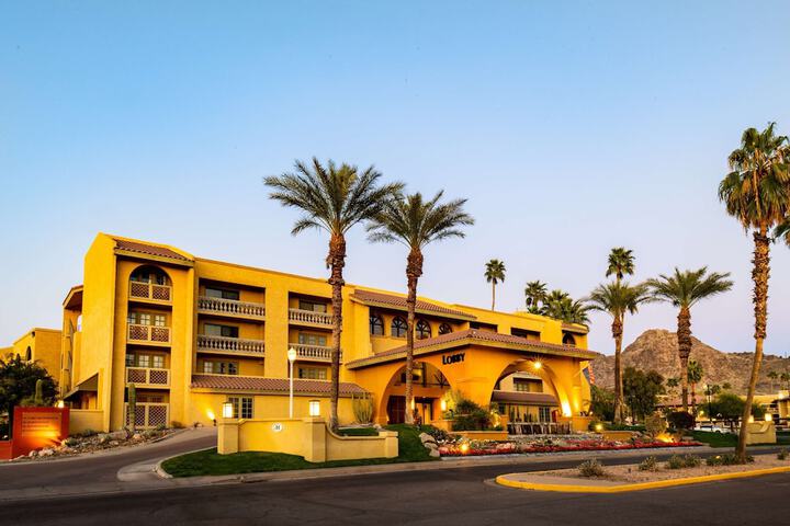 Hilton Phoenix Resort at the Peak Phoenix | Bookonline.com