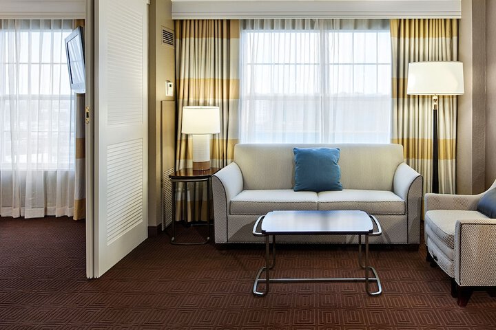 Sheraton Suites Galleria Atlanta Atlanta | Bookonline.com