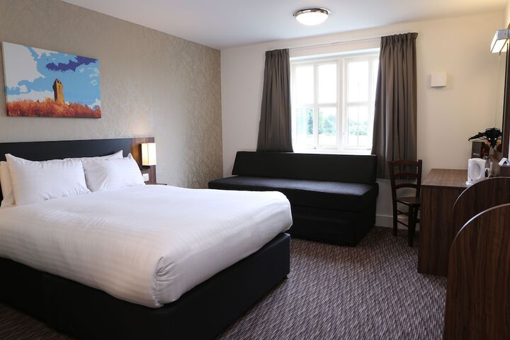 Highland Gate Stirling by Marstons Inns Stirling | Bookonline.com