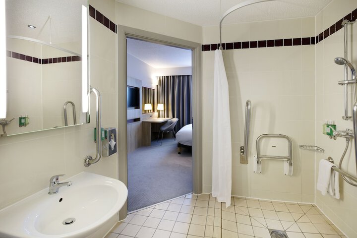 Leonardo Hotel London Watford Formerly Jurys Inn Watford | Bookonline.com
