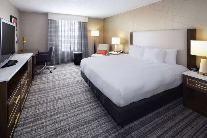 DoubleTree by Hilton Dallas Near the Galleria Dallas | Bookonline.com