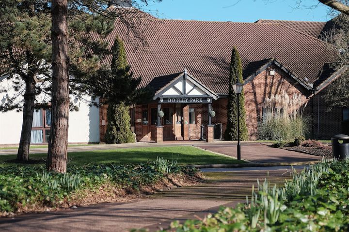 Macdonald Botley Park Hotel & Spa Southampton | Bookonline.com