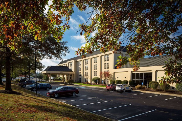 Wingate by Wyndham Cranberry Cranberry Township | Bookonline.com