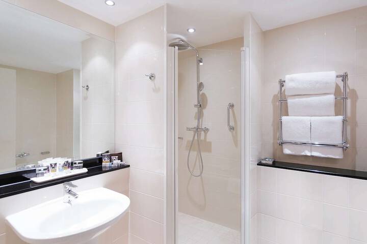 Mercure Sheffield St Pauls Hotel And Spa Sheffield