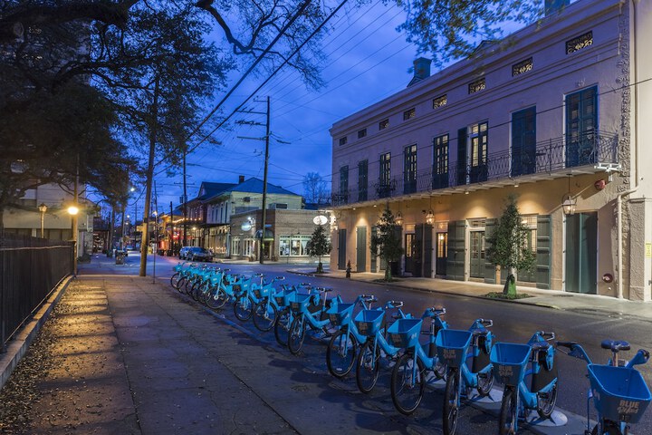 Royal Frenchmen Hotel and Bar New Orleans | Bookonline.com