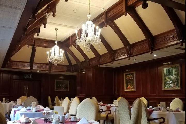 The Barn Hotel Ruislip | Bookonline.com