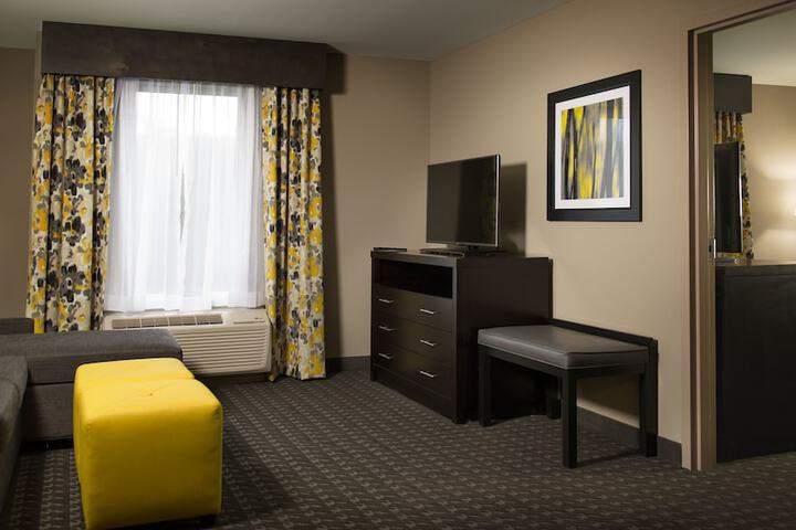 Holiday Inn Express & Suites Madison Central an IHG Hotel Madison ...
