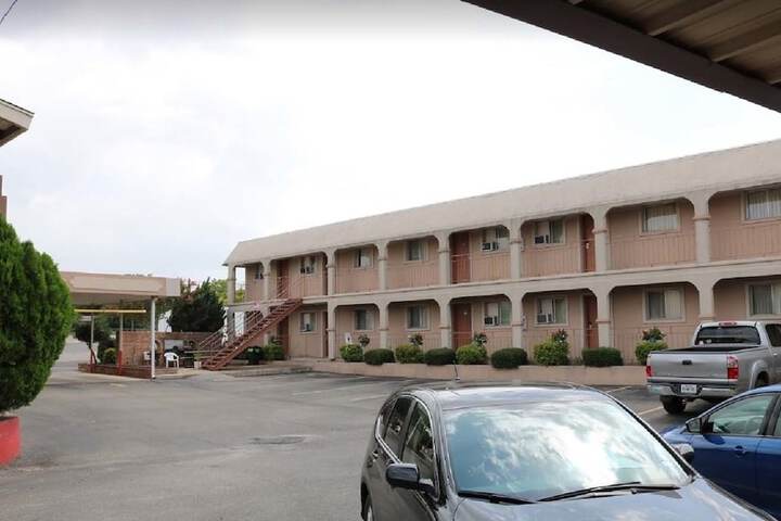 Cactus Inn and Suites Copperas Cove | Bookonline.com