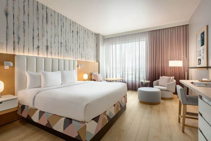 The Viv Hotel Anaheim, a Tribute Portfolio Hotel Anaheim | Bookonline.com