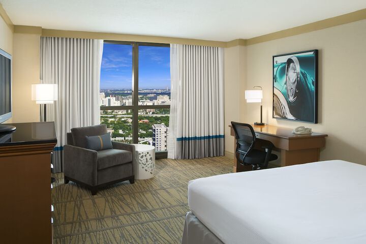 DoubleTree by Hilton Hotel Miami Airport & Convention Center Miami ...