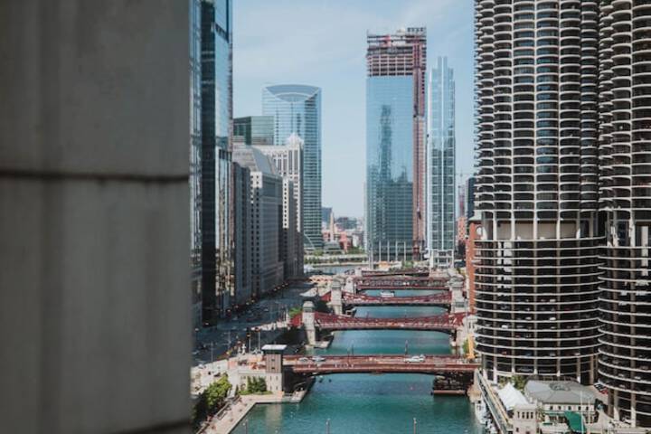 Club Quarters Hotel Wacker at Michigan Chicago Chicago | Bookonline.com