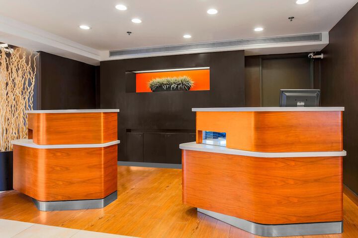 Courtyard by Marriott San Diego Del Mar / Solana Beach Solana Beach ...