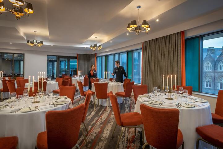 Clayton Hotel Cardiff Cardiff | Bookonline.com