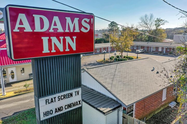 Adams Inn Dothan | Bookonline.com