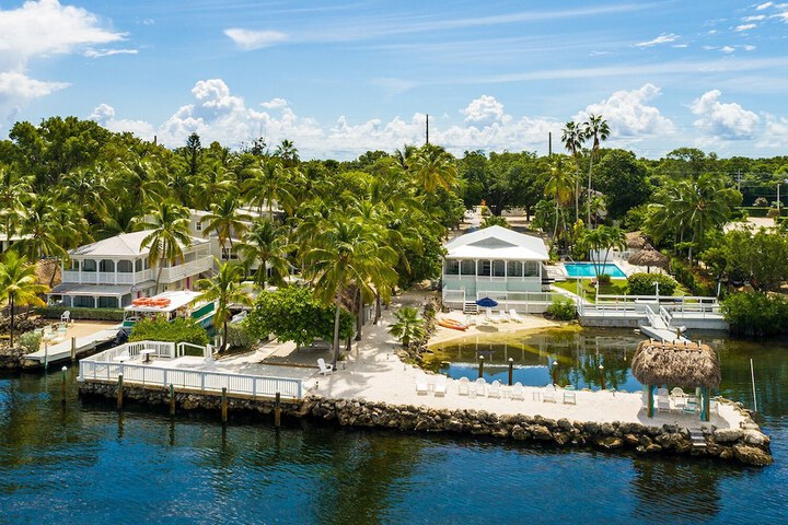 Amoray Dive Resort Key Largo | Bookonline.com
