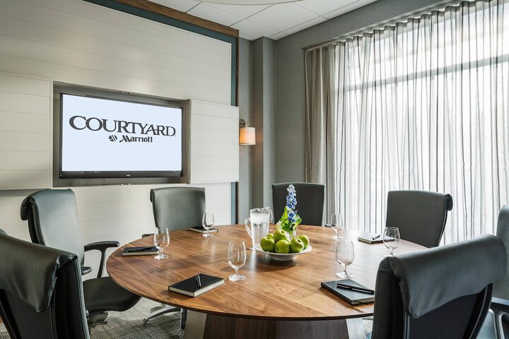 Courtyard Marriott Burlington Harbor Burlington | Bookonline.com