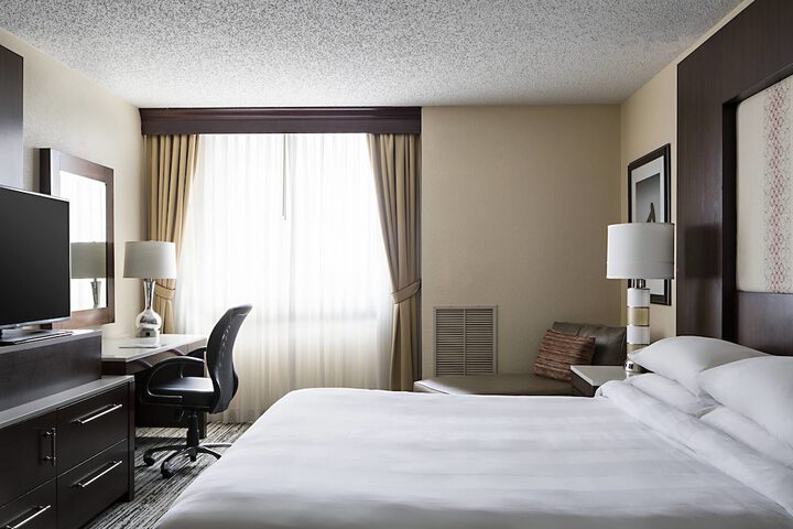 Marriott DFW Airport South Fort Worth | Bookonline.com