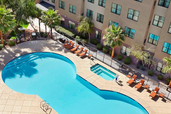 Courtyard by Marriott Phoenix North / Happy Valley Phoenix | Bookonline.com
