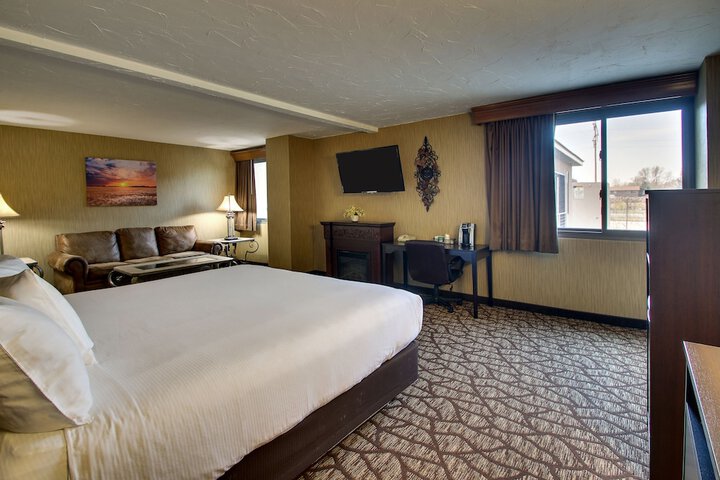 EverSpring Inn & Suites – Bismarck Bismarck | Bookonline.com