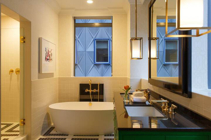 Kimpton Hotel Monaco Pittsburgh, an IHG Hotel Pittsburgh | Bookonline.com