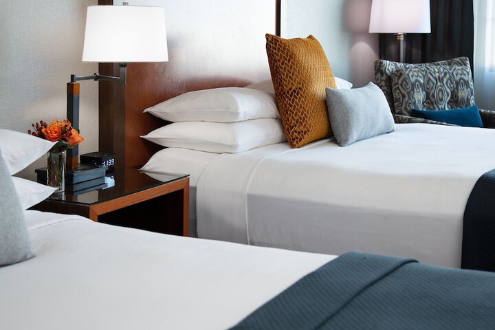 The Paramount Hotel Portland | Bookonline.com