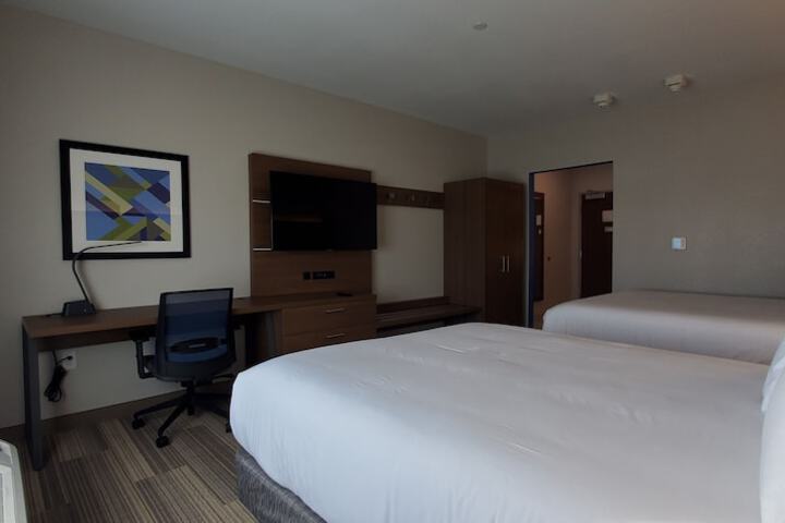 Holiday Inn Express Wells Ogunquit Kennebunk an IHG Hotel Wells ...