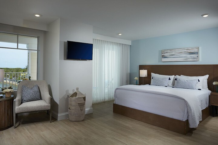 The Pointe Hotel Jupiter | Bookonline.com