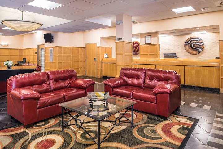Hawthorne Inn&Conference Center Winston-Salem | Bookonline.com