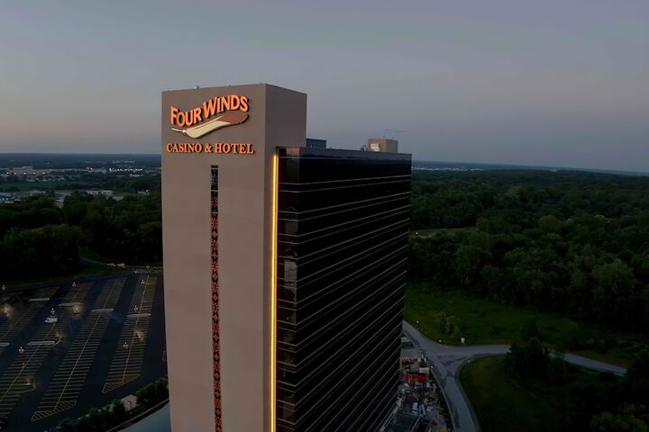 Four Winds Casino South Bend South Bend | Bookonline.com