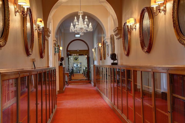 Ten Hill Place Edinburgh | Bookonline.com