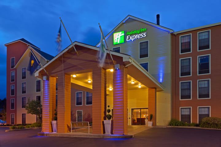 Holiday Inn Express Grants Pass An Ihg Hotel Grants Pass