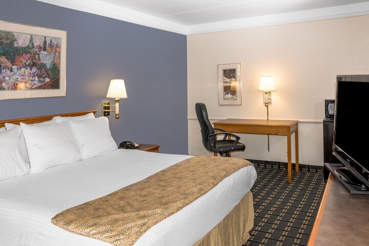 Days Inn by Wyndham Houston Houston | Bookonline.com