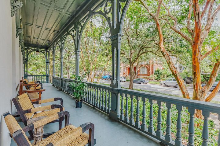 Bellwether House Savannah | Bookonline.com