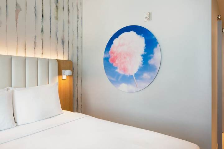 The Viv Hotel Anaheim, a Tribute Portfolio Hotel Anaheim | Bookonline.com