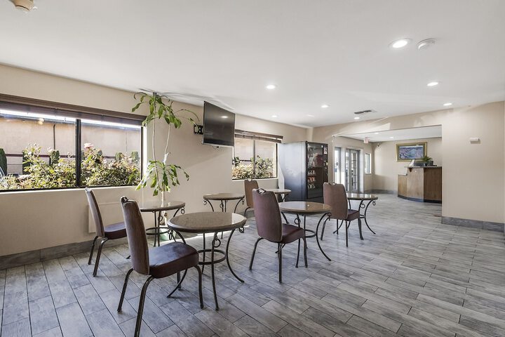 Sutter Inn Yuba City | Bookonline.com