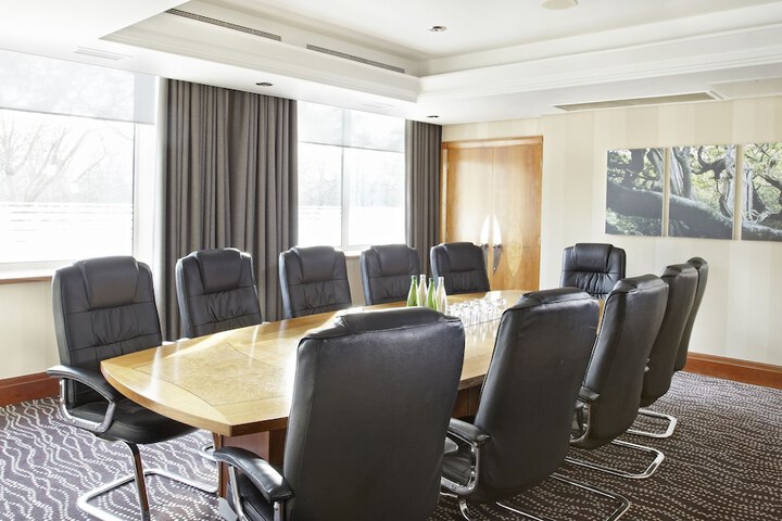 Thistle London Hyde Park Kensington Gardens London | Bookonline.com