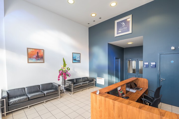 Marlin Apartments Commercial Road Limehouse London | Bookonline.com