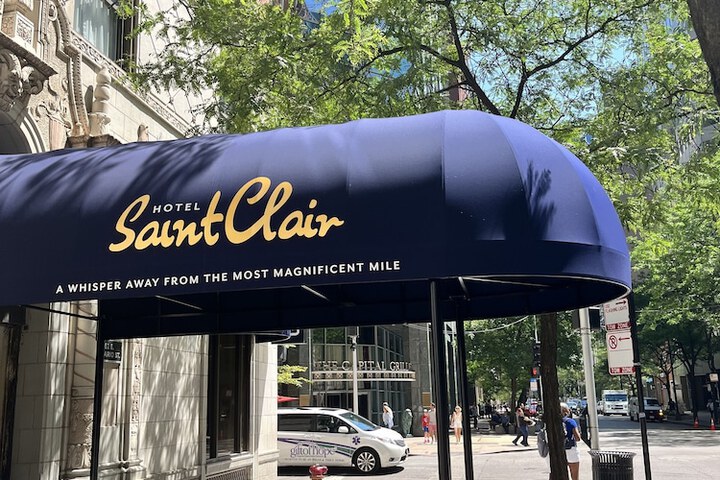 Hotel Saint Clair Magnificent Mile Chicago | Bookonline.com