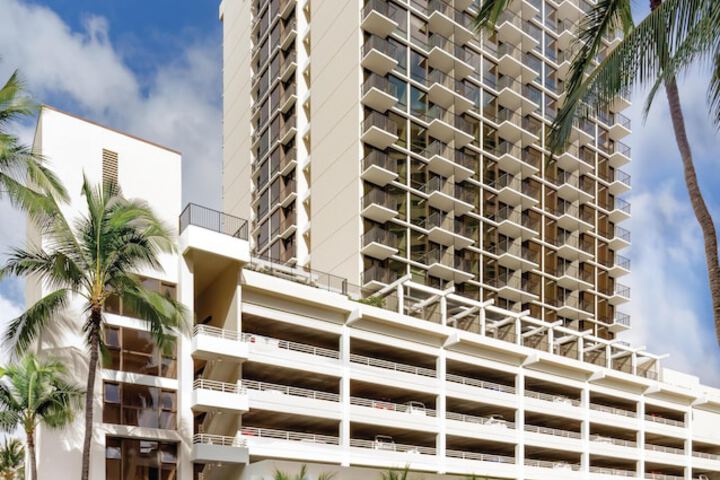 Halepuna Waikiki by Halekulani Honolulu | Bookonline.com