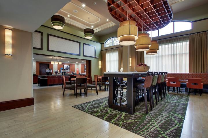 Hampton Inn & Suites Spartanburg-I-26-Westgate Mall Spartanburg ...