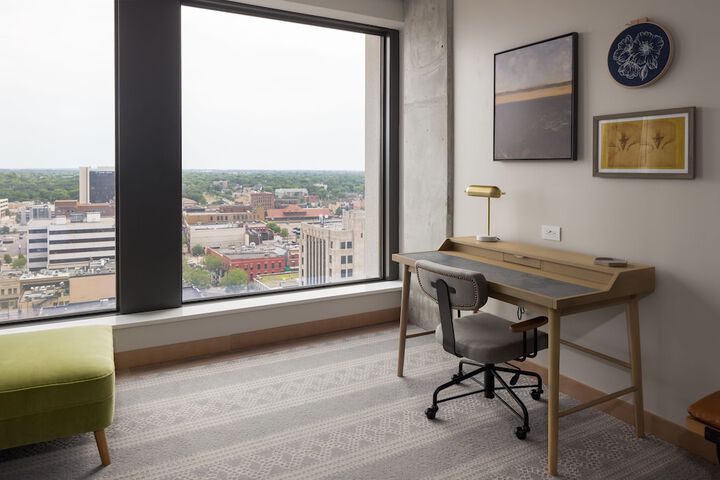 Jasper Hotel Fargo | Bookonline.com