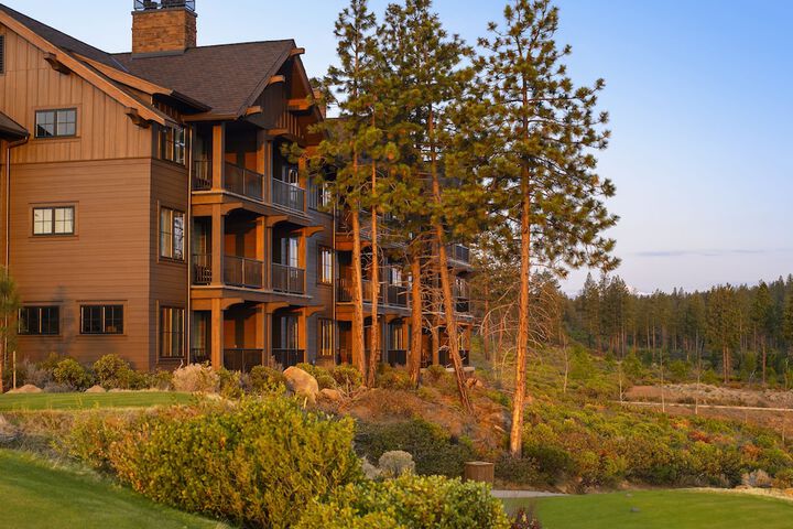 Tetherow Resort Bend | Bookonline.com